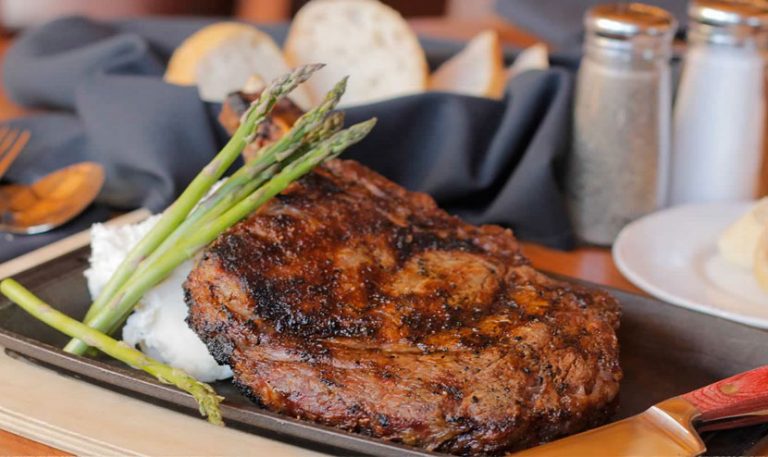 Fine Dining at at Highlands Ranch Restaurant & Bar - Highlands Ranch ...